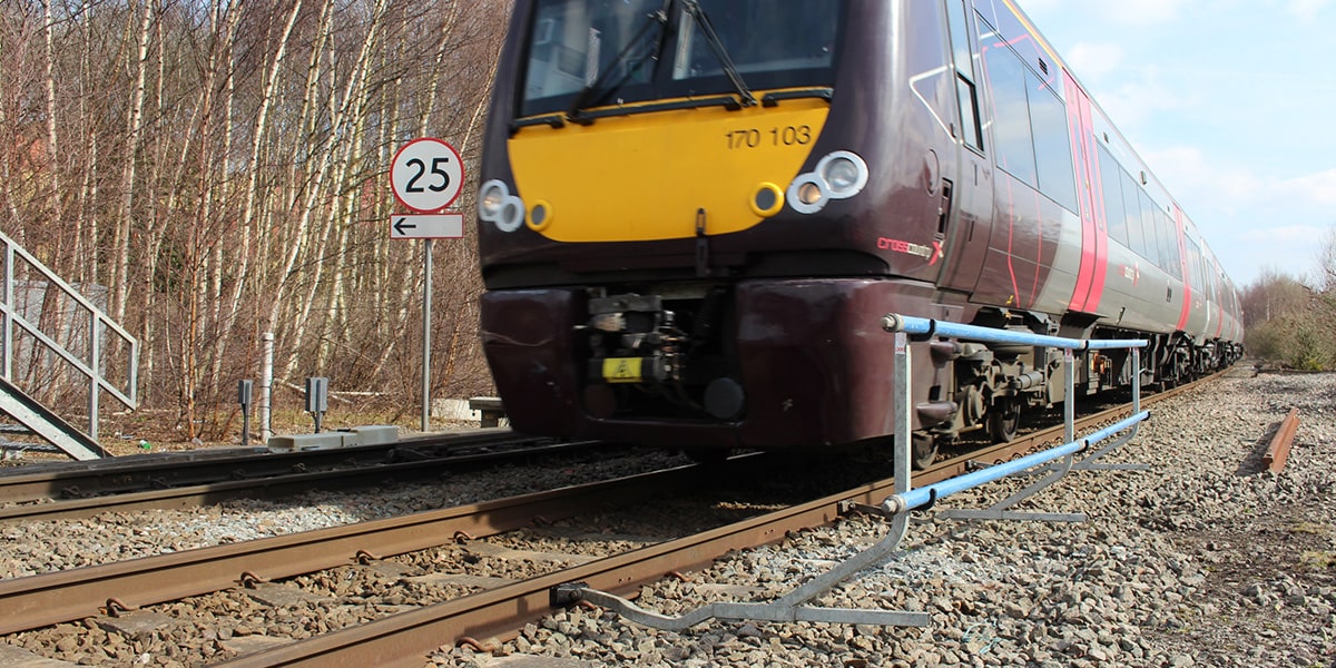Magnetic Safety Barrier: Protecting Workers on the Railway